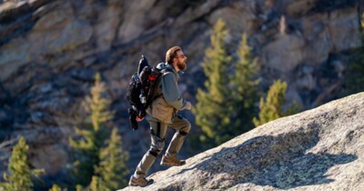 Dnsys's Z1 Exoskeleton Wins Triple CES Awards, Blurring Sci-Fi ...