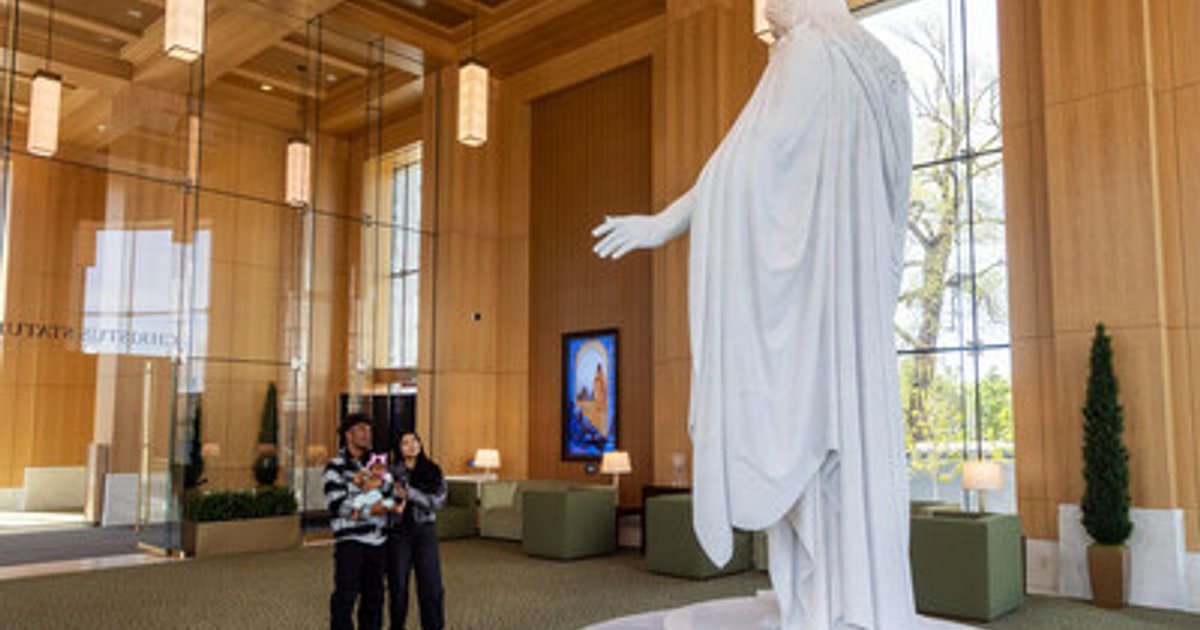 LDS Church Opens Doors to Sacred Spaces in New Visitors' Center ...